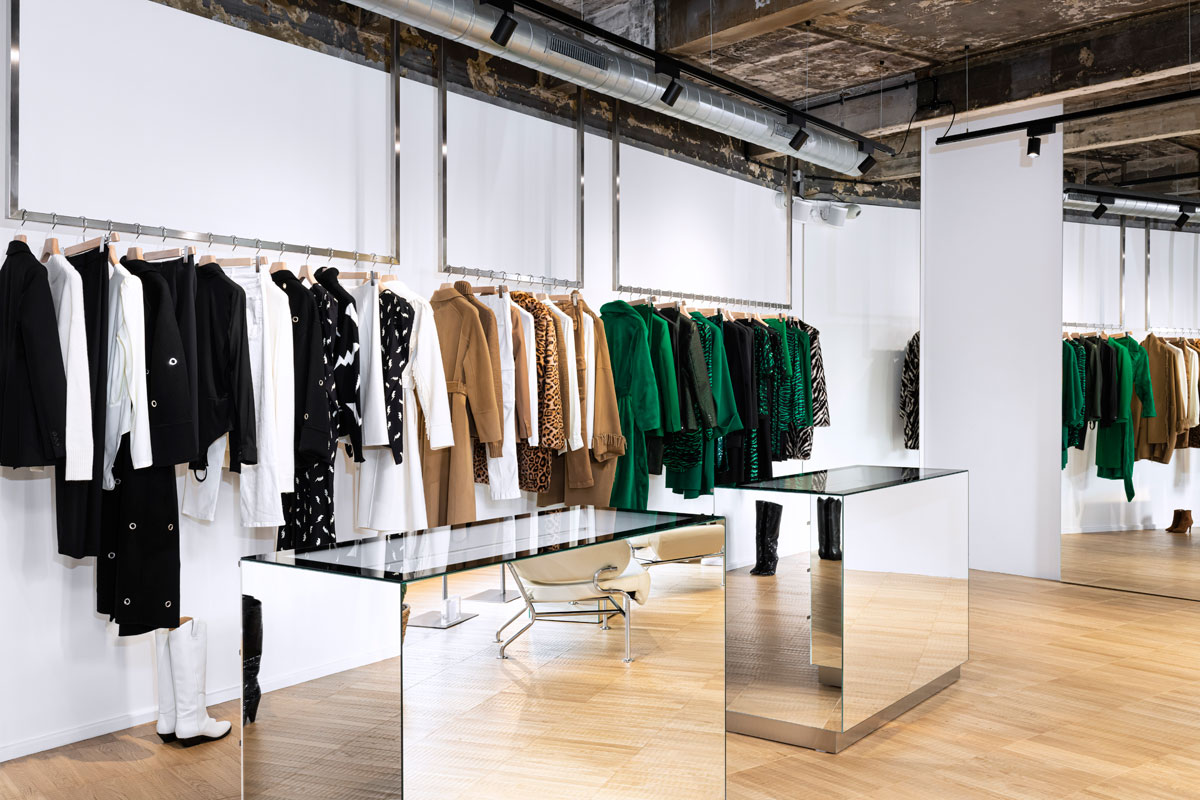 FLAGSHIP STORE ENG